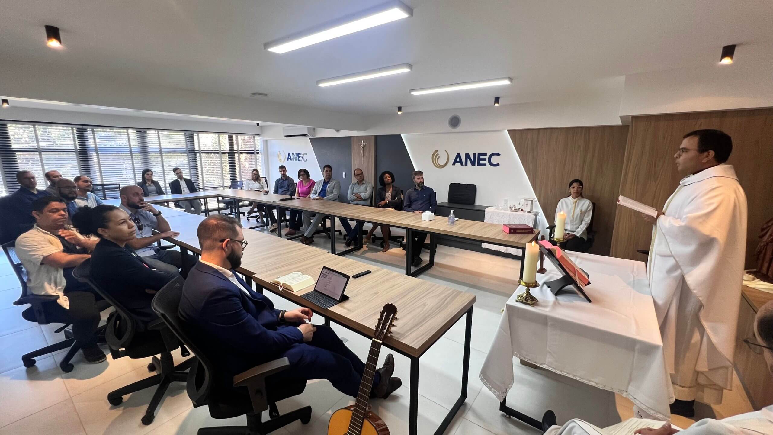 ANEC recebe gestores e agentes de Pastoral das instituições associadas ...